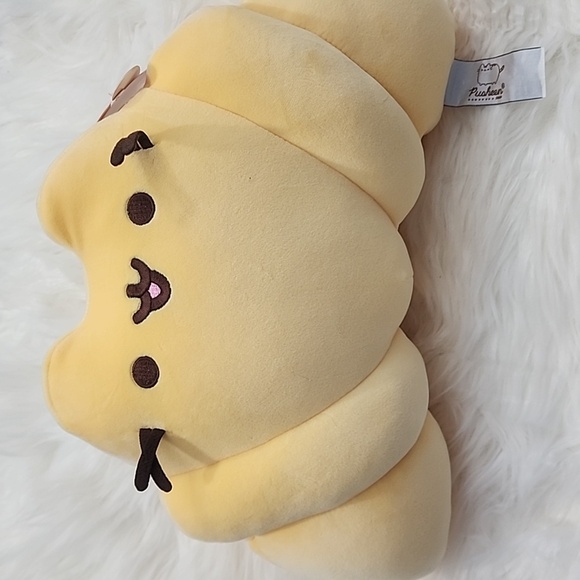 Pusheen | Toys | Pusheen Yellow Croissant Plush Toy | Poshmark